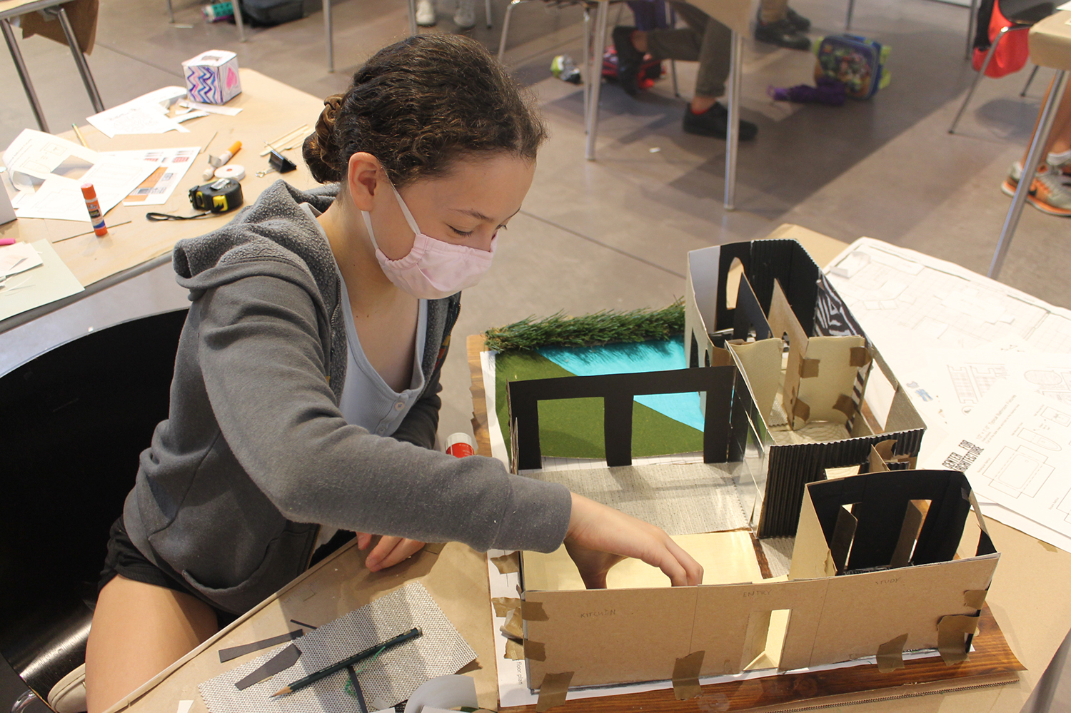 Summer Programs Welcome 325 In-Person and Virtual Students - Center for ...